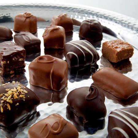 2lb. Deluxe Assorted Chocolates – Giambri's Quality Sweets